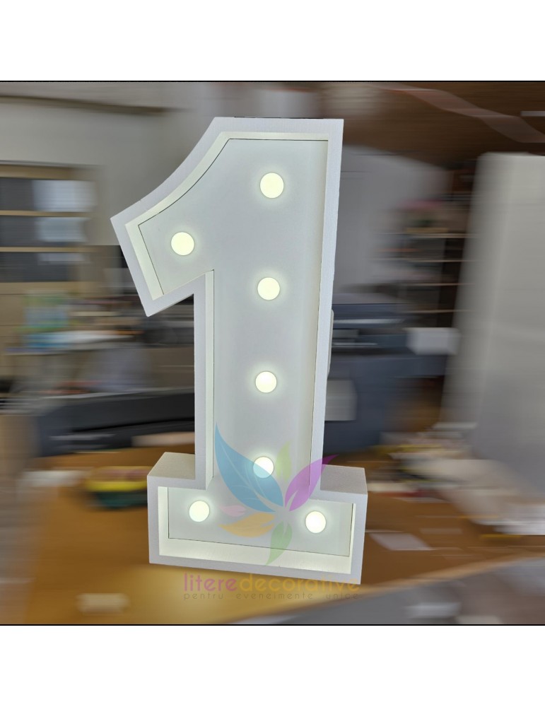 Litere / Cifre din polistiren, cu becuri LED si alimentare USB